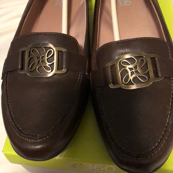 Easy Spirit | Shoes | Womans Size 85 M Flats Easy Spirit 36 | Poshmark